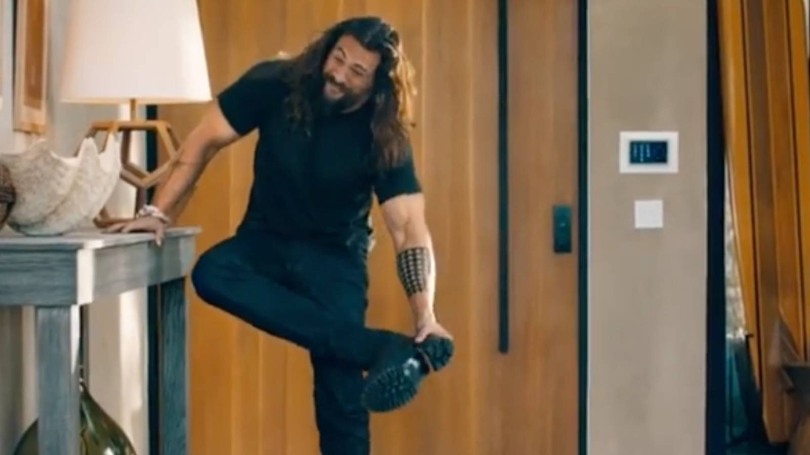 Jason Momoa Takes Off His Muscles In Super Bowl Ad