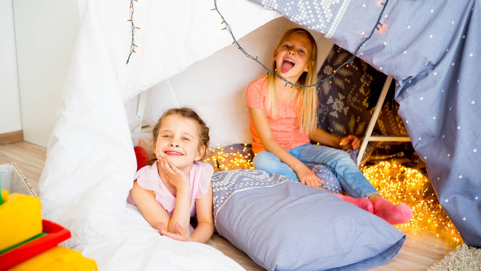 How To Host A Virtual Sleepover