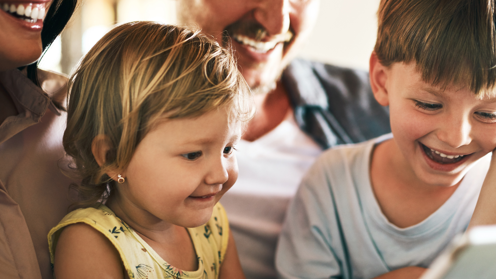How Kids Can Learn Social Skills From Screen Time